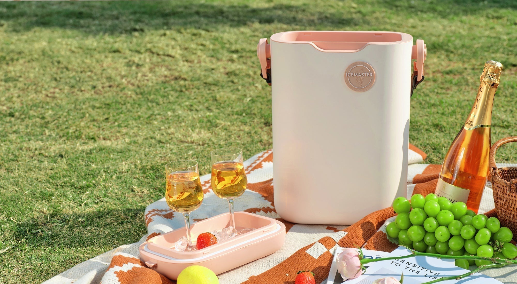 Enhancing Your Outdoors with a Portable Cooler – ICEMASTER